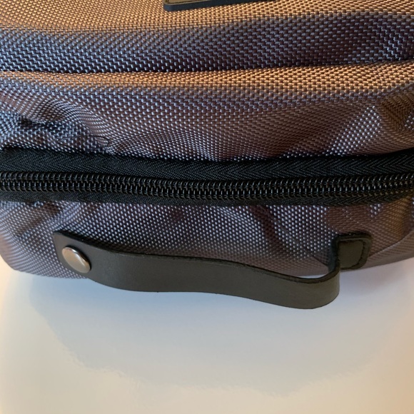 Doterra | Bags | Doterra Toiletry Bag Nwt | Poshmark